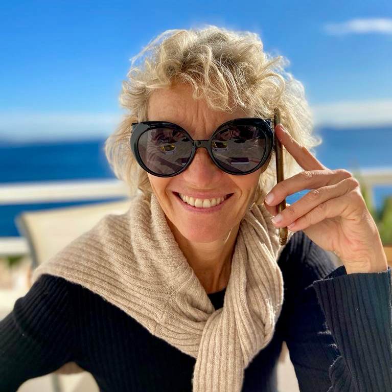 CLARITY or The Purpose of Confusion – THE WALKING GURU